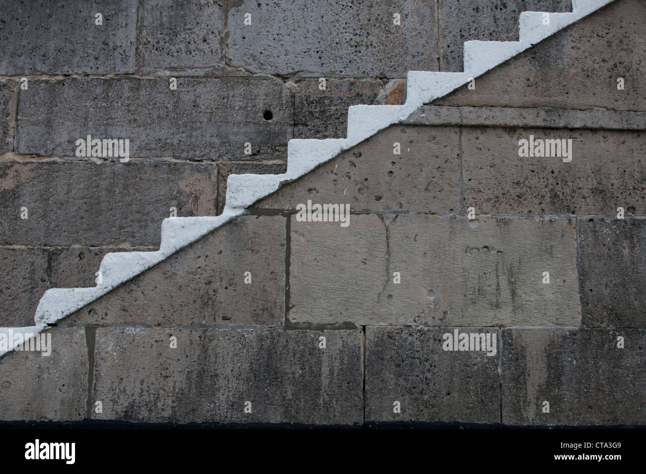 Painted white stone steps hi-res stock photography and images - Alamy