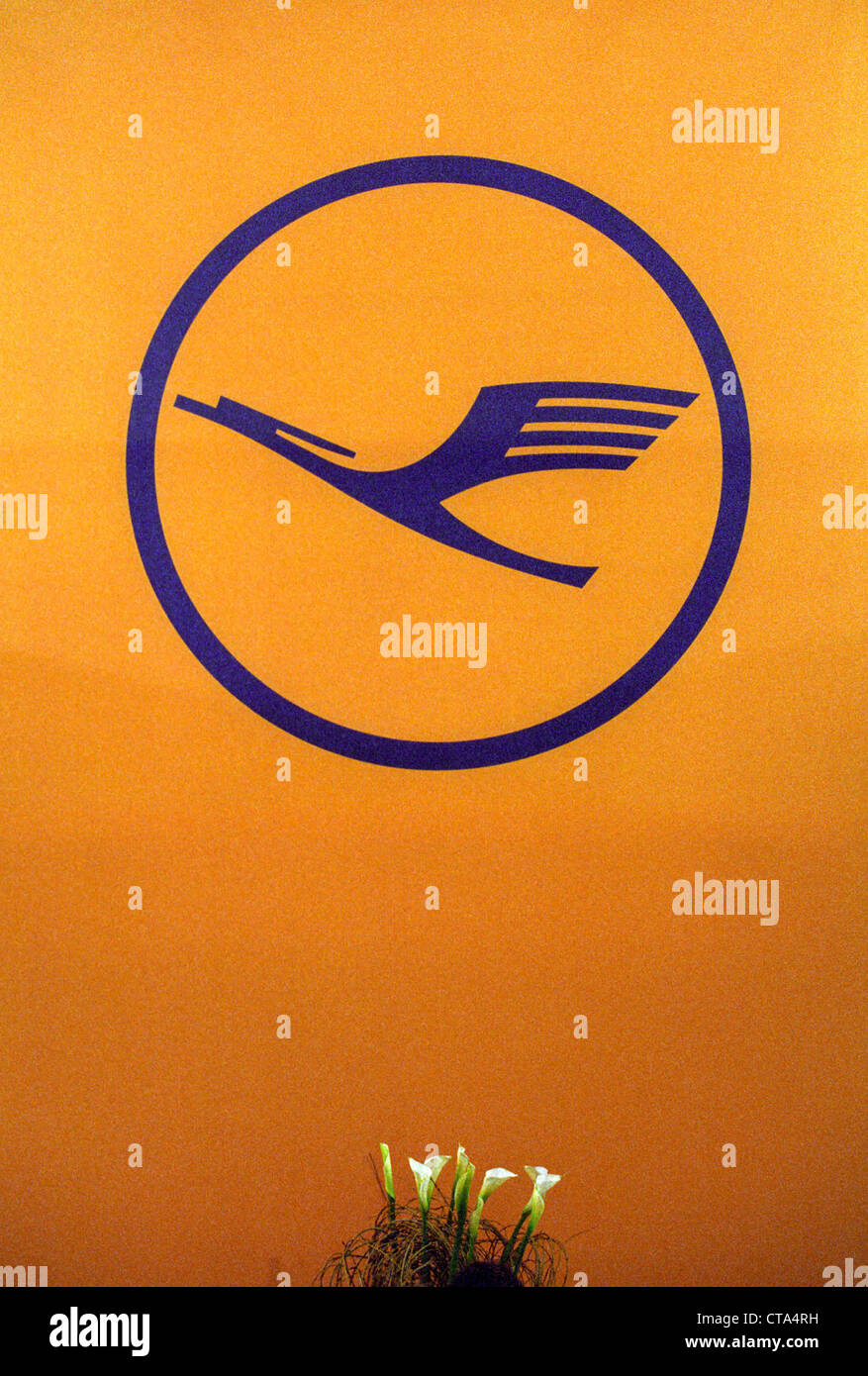 Itb symbol hi-res stock photography and images - Alamy