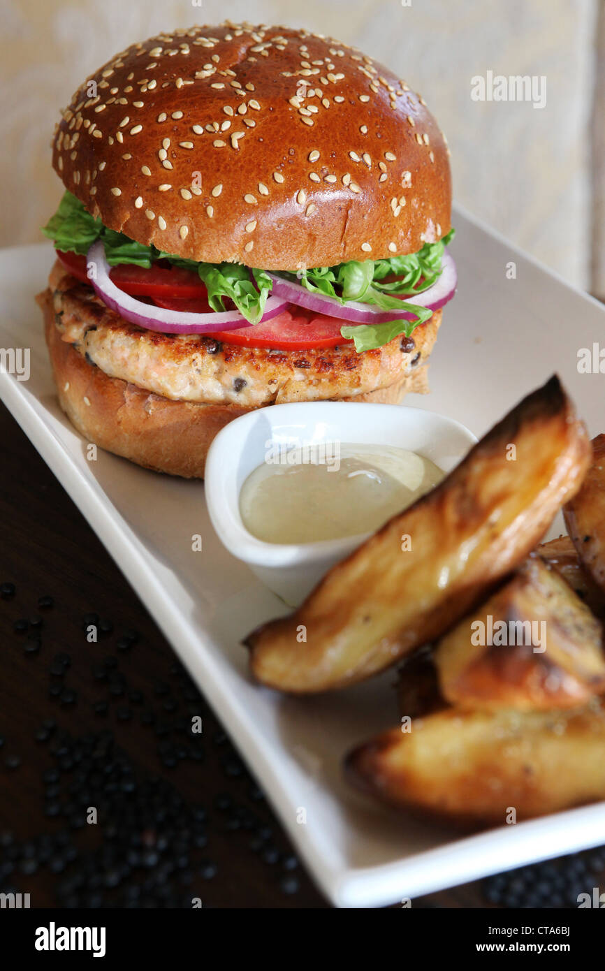 Chicken burger hi-res stock photography and images - Alamy