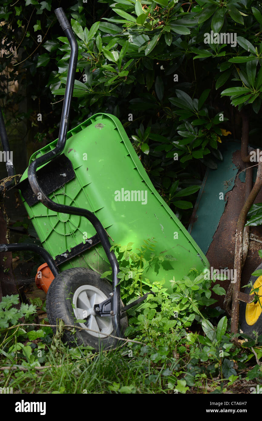 Green wheel hi-res stock photography and images - Alamy