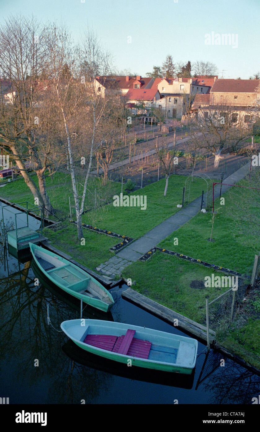 Rowing boats on the Rhine in Alt Ruppin, Brandenburg Stock Photo - Alamy