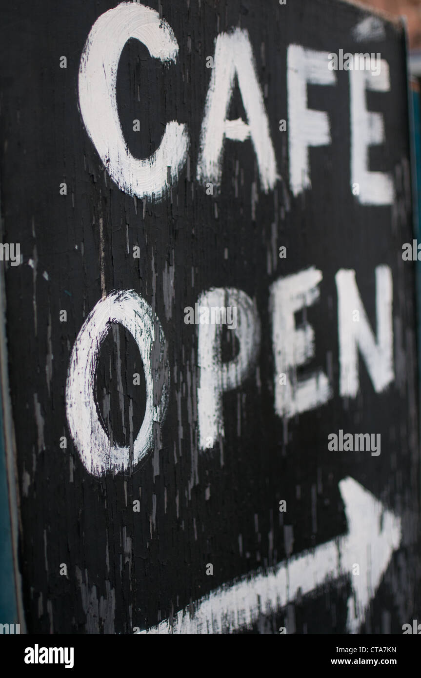 Arrow cafe hi-res stock photography and images - Alamy