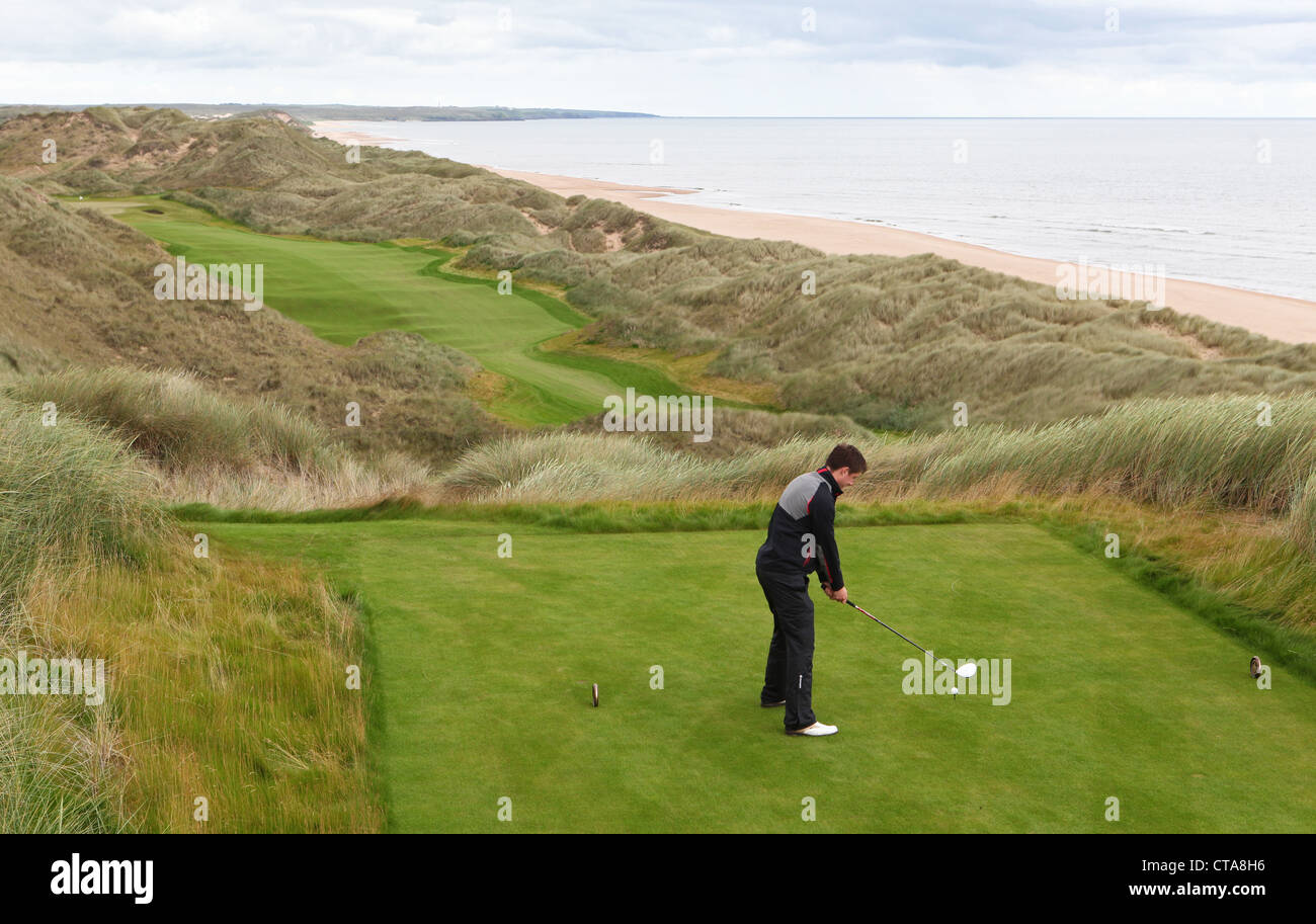 Golfers on the new Trump International Golf Links course in ...