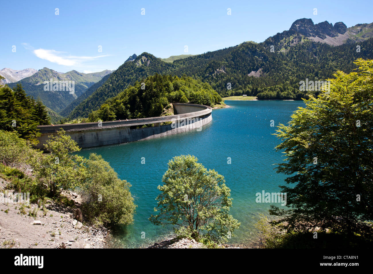 Lac de bious artigues hi-res stock photography and images - Alamy
