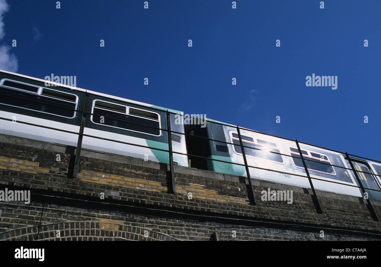 Peckham rye railway station hi-res stock photography and images - Alamy
