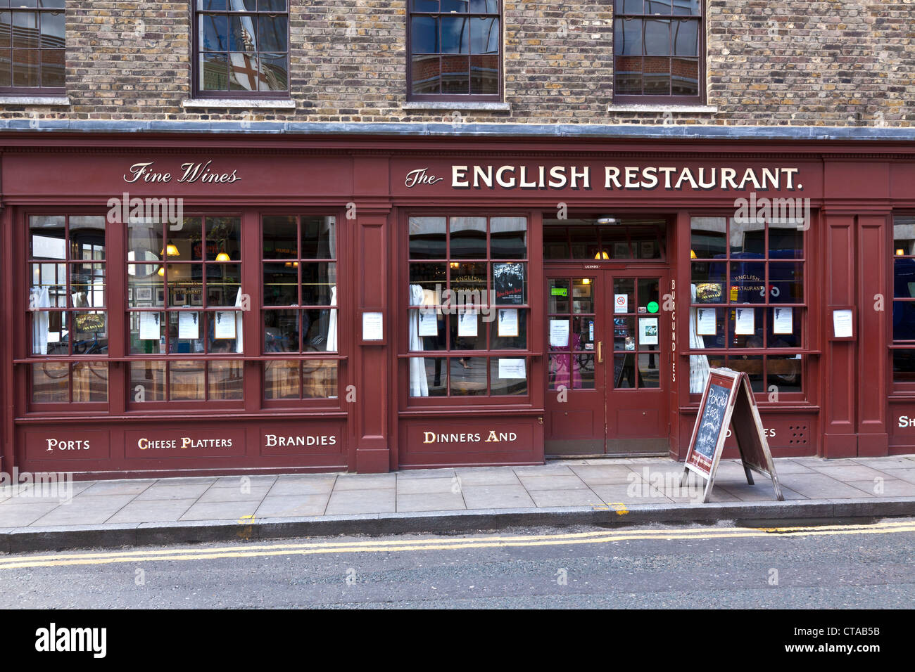 Traditional shop front in spitalfields hi-res stock photography and ...