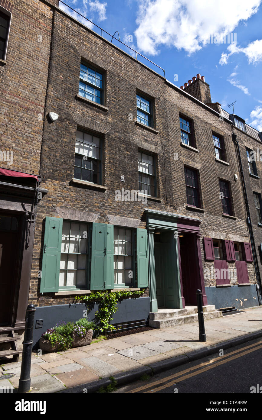 Spitalfields doors hi-res stock photography and images - Alamy