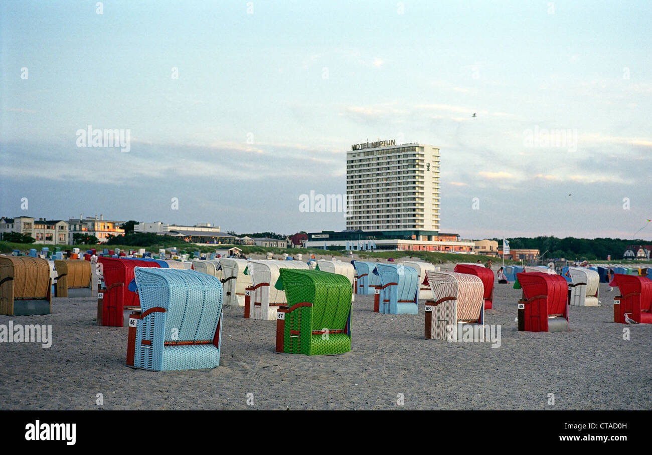 Warnemuende, look at the Neptun hotel from the beach Stock Photo - Alamy