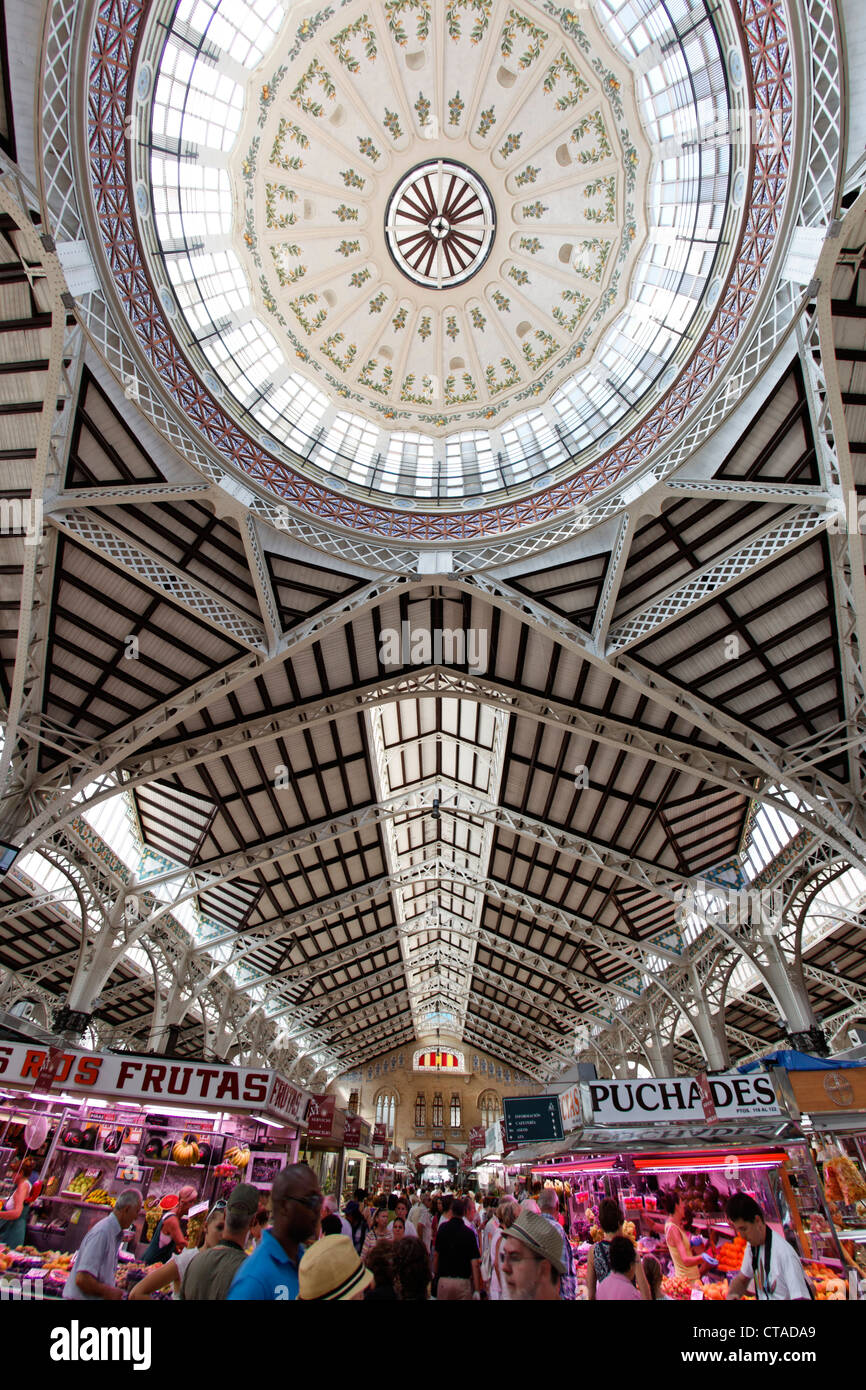 View of art nouveau ceiling at central market hall Mercado Central ...