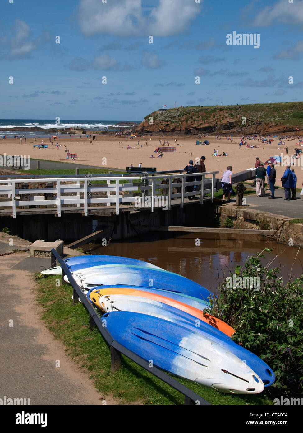 Bude canal lock gates and Summerleaze beach, Cornwall, UK Stock Photo ...