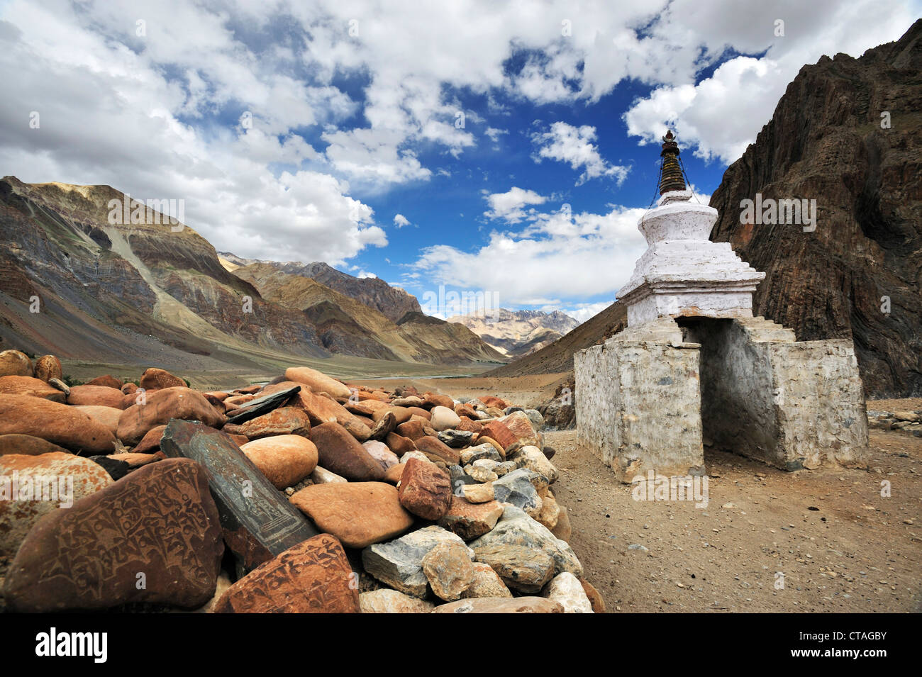 Padum hi-res stock photography and images - Alamy