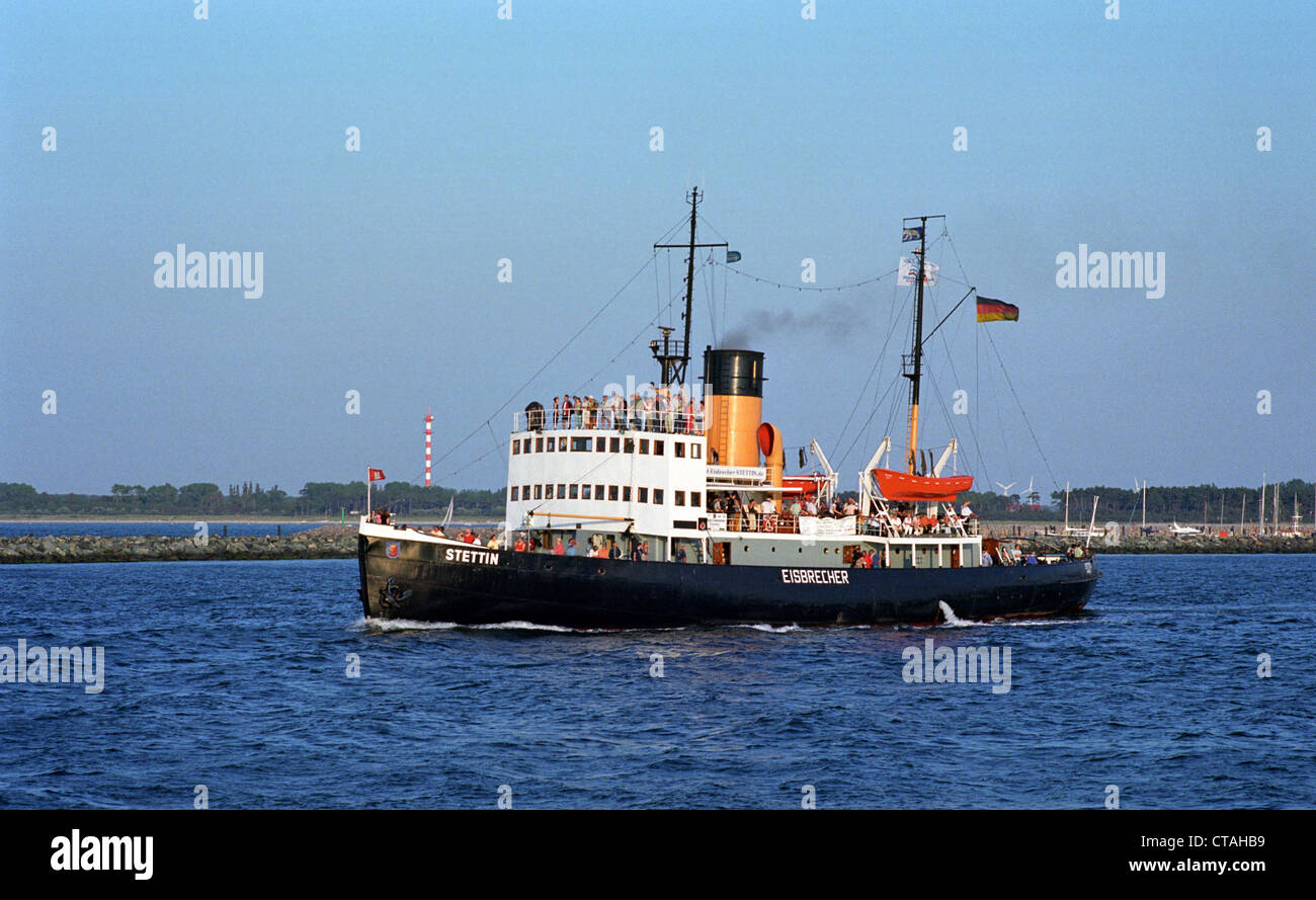 Warnemuende, steam icebreaker Stettin Stock Photo - Alamy