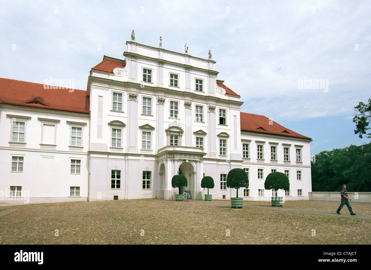 Oranienburg Castle Stock Photos & Oranienburg Castle Stock Images - Alamy