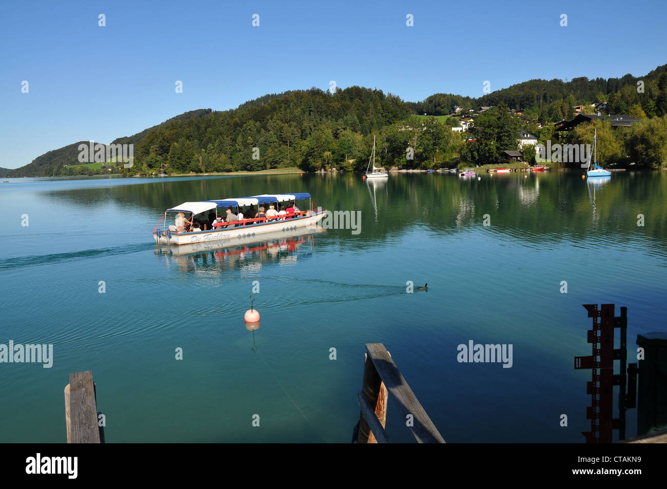Excursion boat on lake Fuschl, Flachgau, Salzburg-land, Austria Stock ...