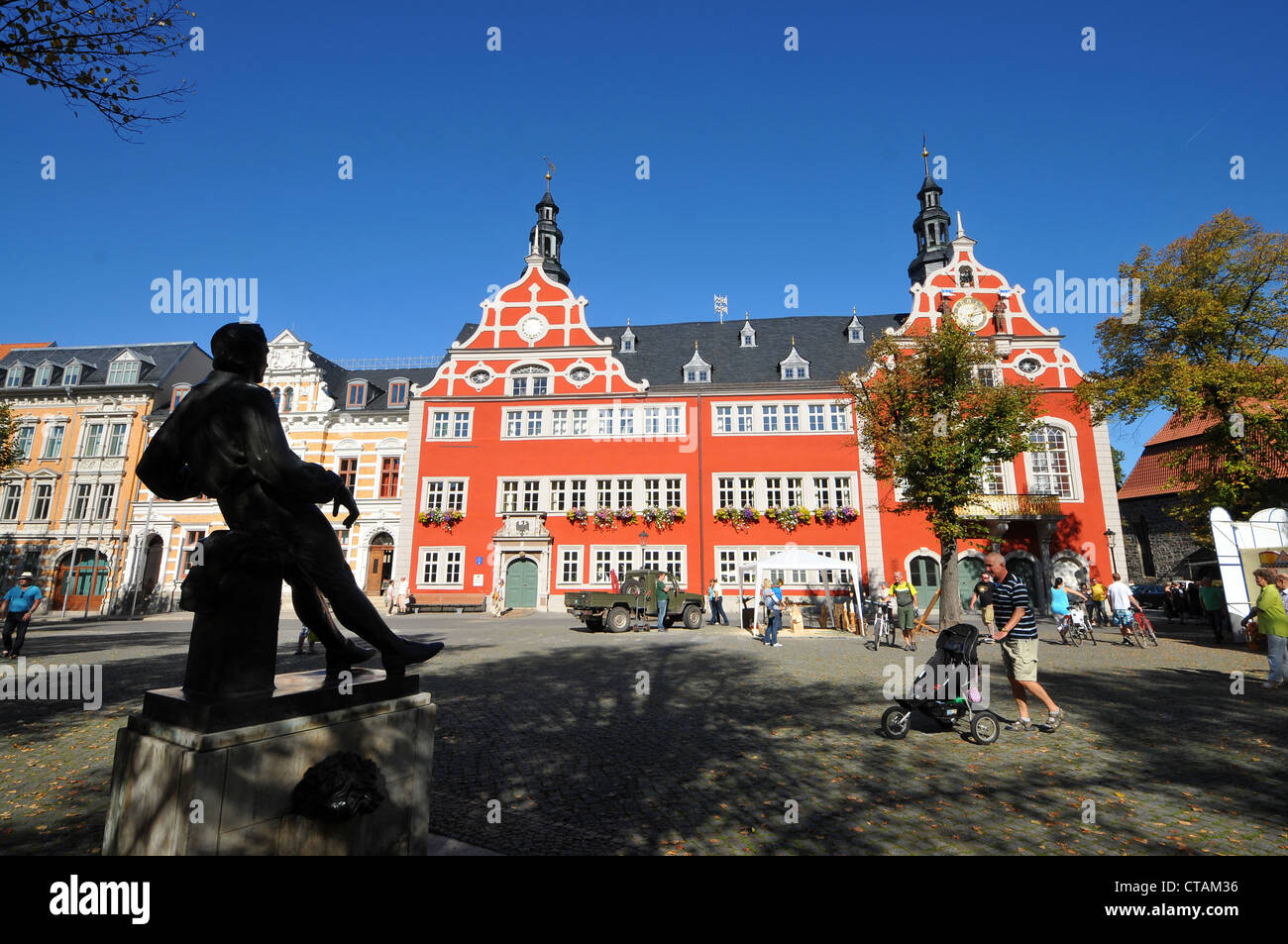 Statue of Johann Sebastian Bach with town hall, Arnstadt near Erfurt ...