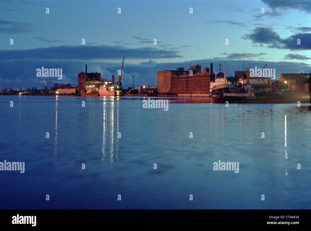 Fsue the kaliningrad fish port hi-res stock photography and images - Alamy
