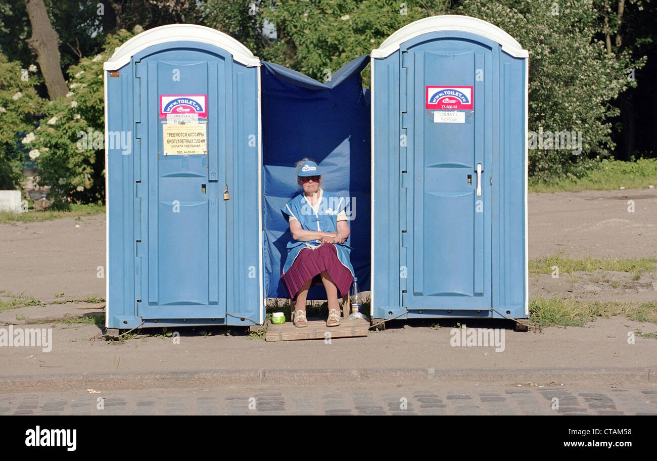 Two Toilets Russia