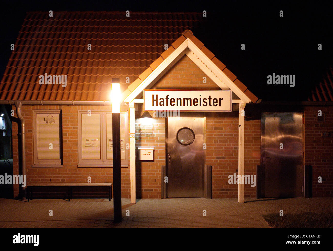 Harbor master hi-res stock photography and images - Alamy