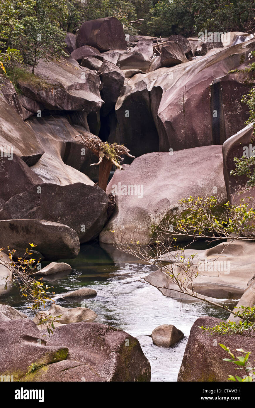 THE BOULDERS SCENIC RESERVE, WOOROONOORAN NATIONAL PARK, QUEENSLAND ...