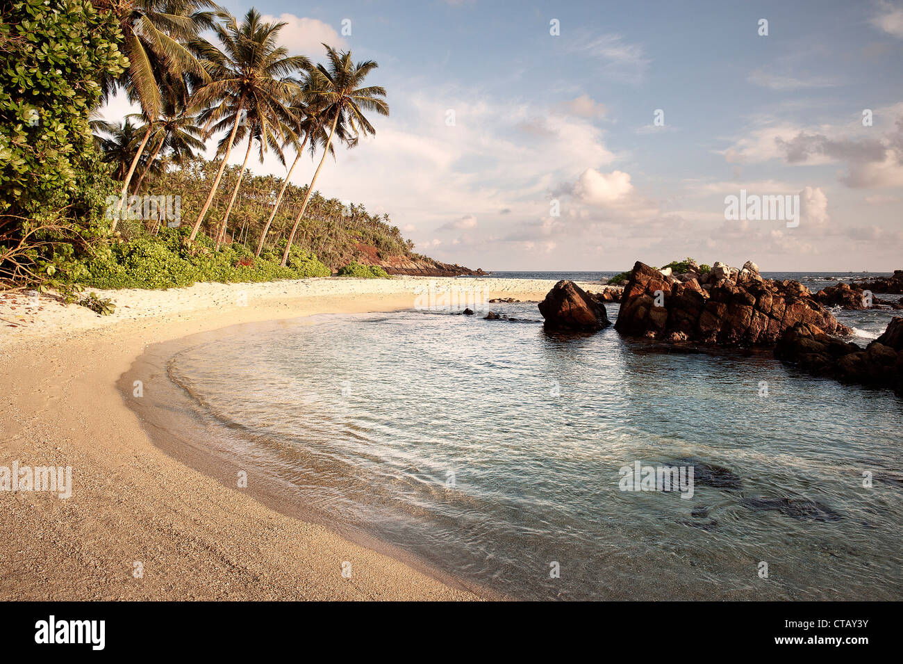 Secluded bay, Palm beach with rocks, Mirissa around Matara, Sri Lanka ...