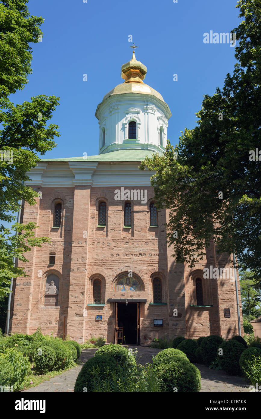 Church of Archangel Michael in Vydubytsky monastery in Kyiv (XI-XVII ...