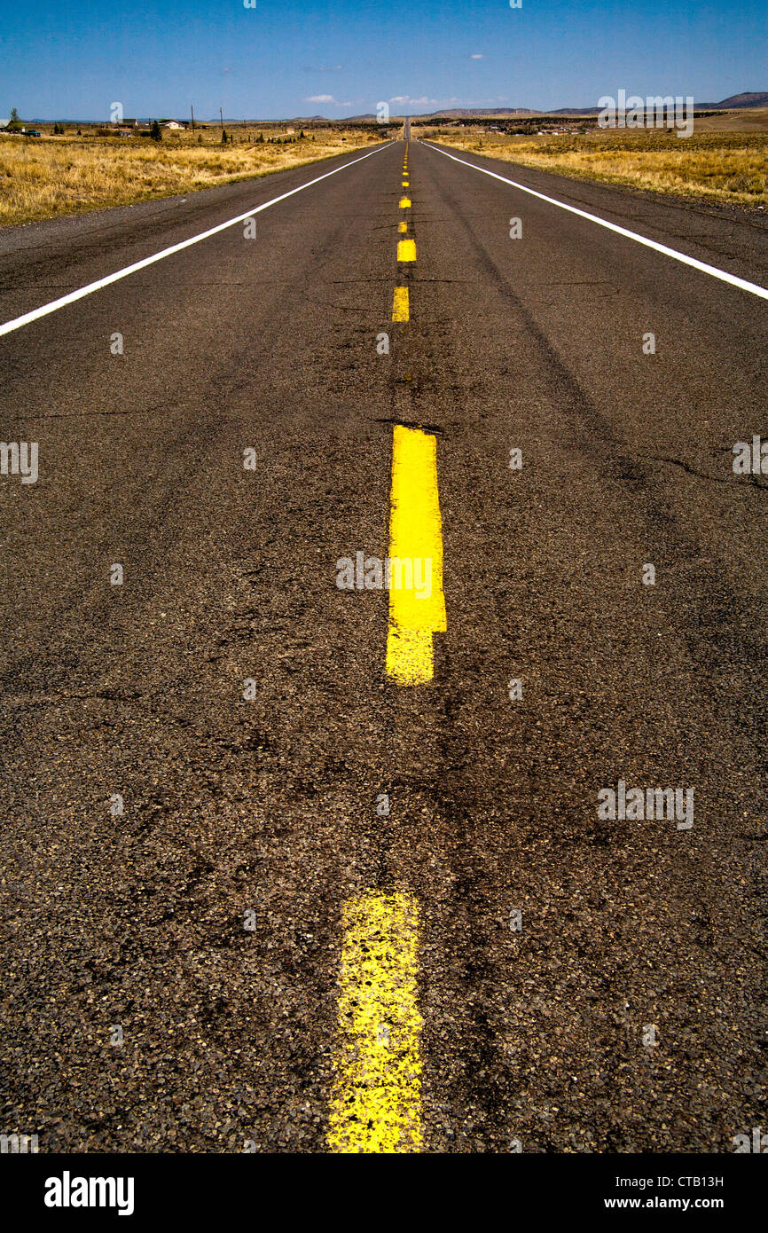Yellow safety stripes hi-res stock photography and images - Alamy