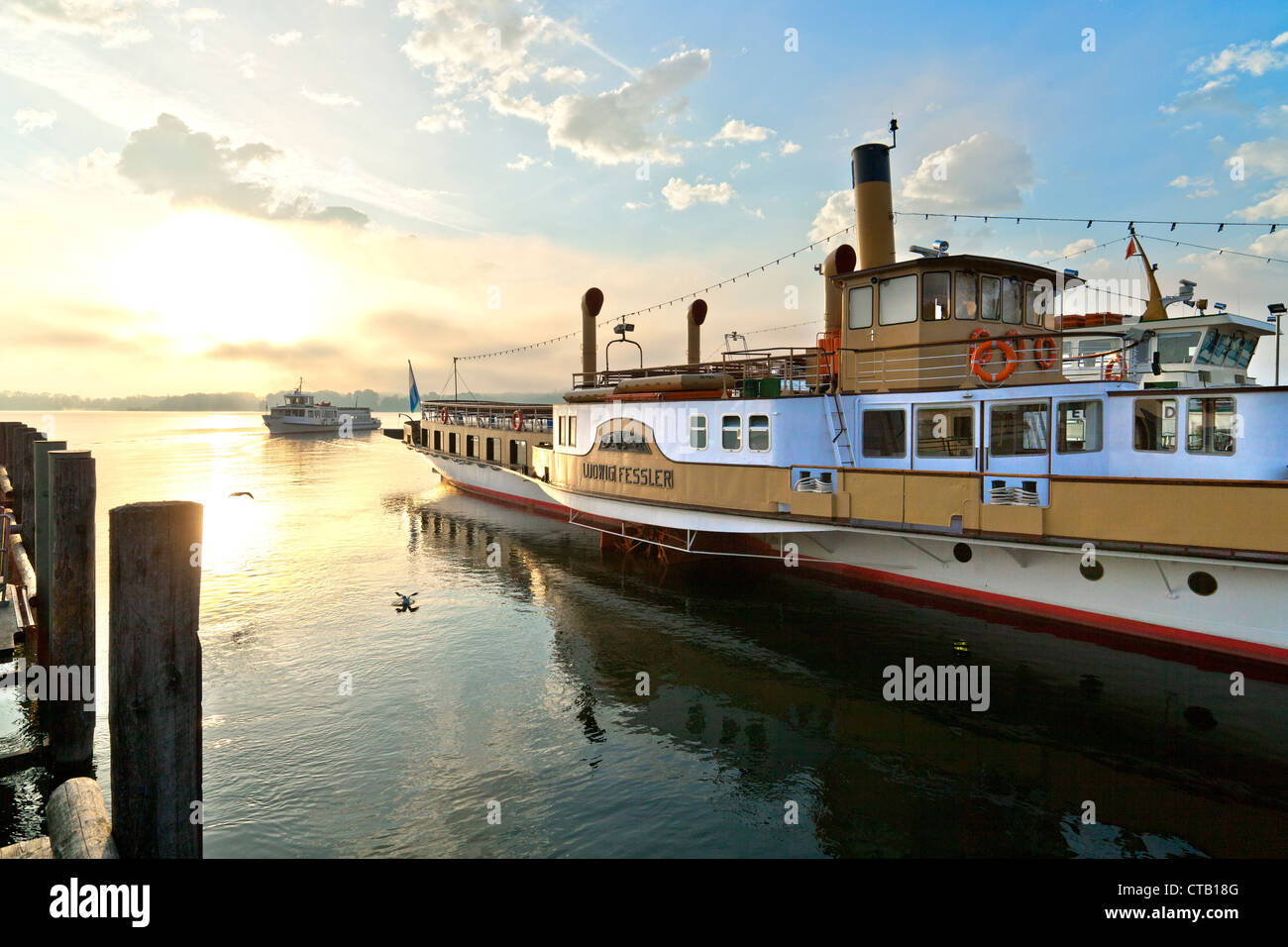 Excursion boat in harbor in the morning, Prien, lake Chiemsee, Chiemgau ...
