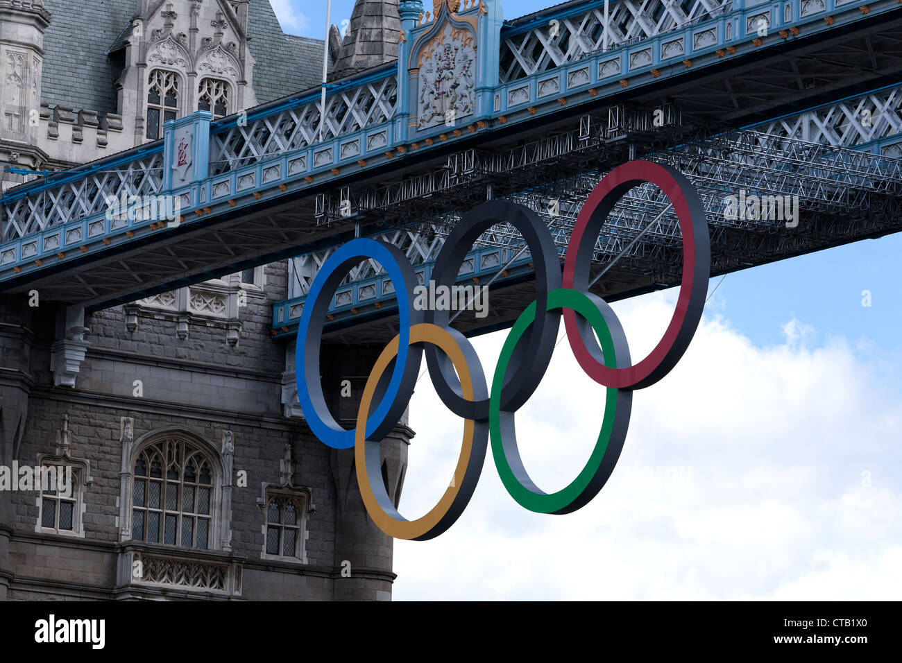 Olympic Rings on Tower Bridge Stock Photo - Alamy