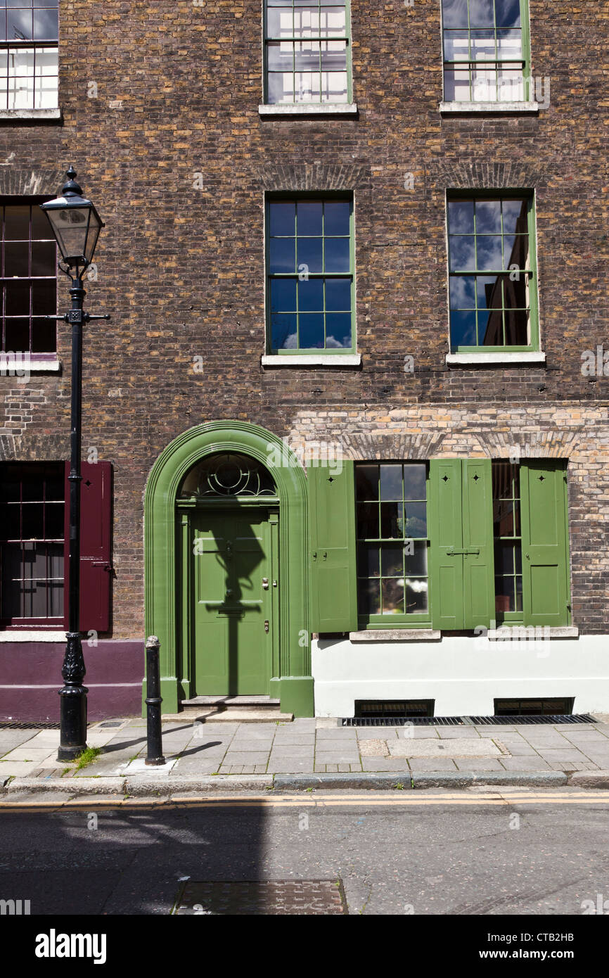 Georgian Three Story House in Wilkes Street, Spitalfields Stock Photo ...