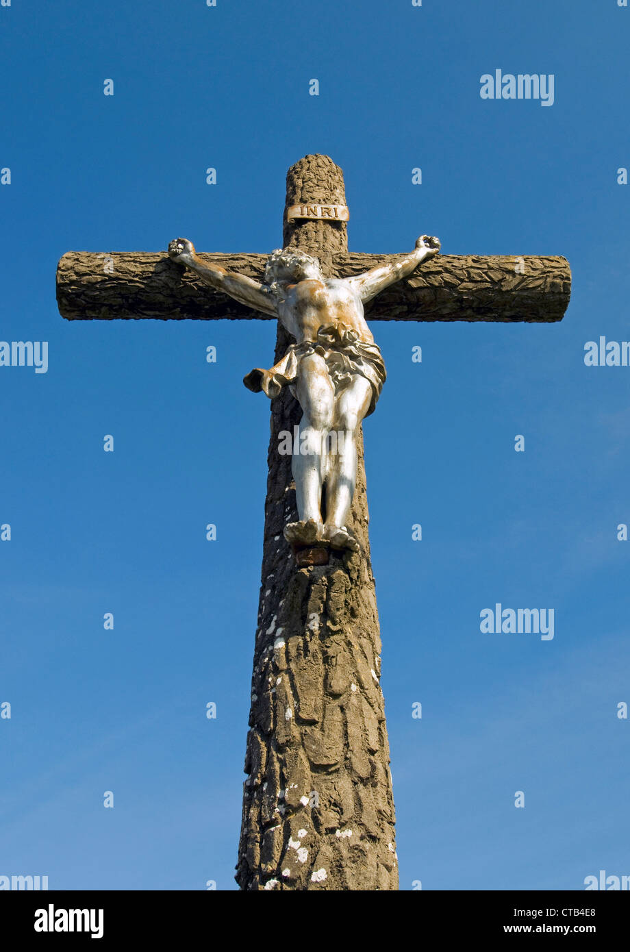Roadside cross hi-res stock photography and images - Alamy