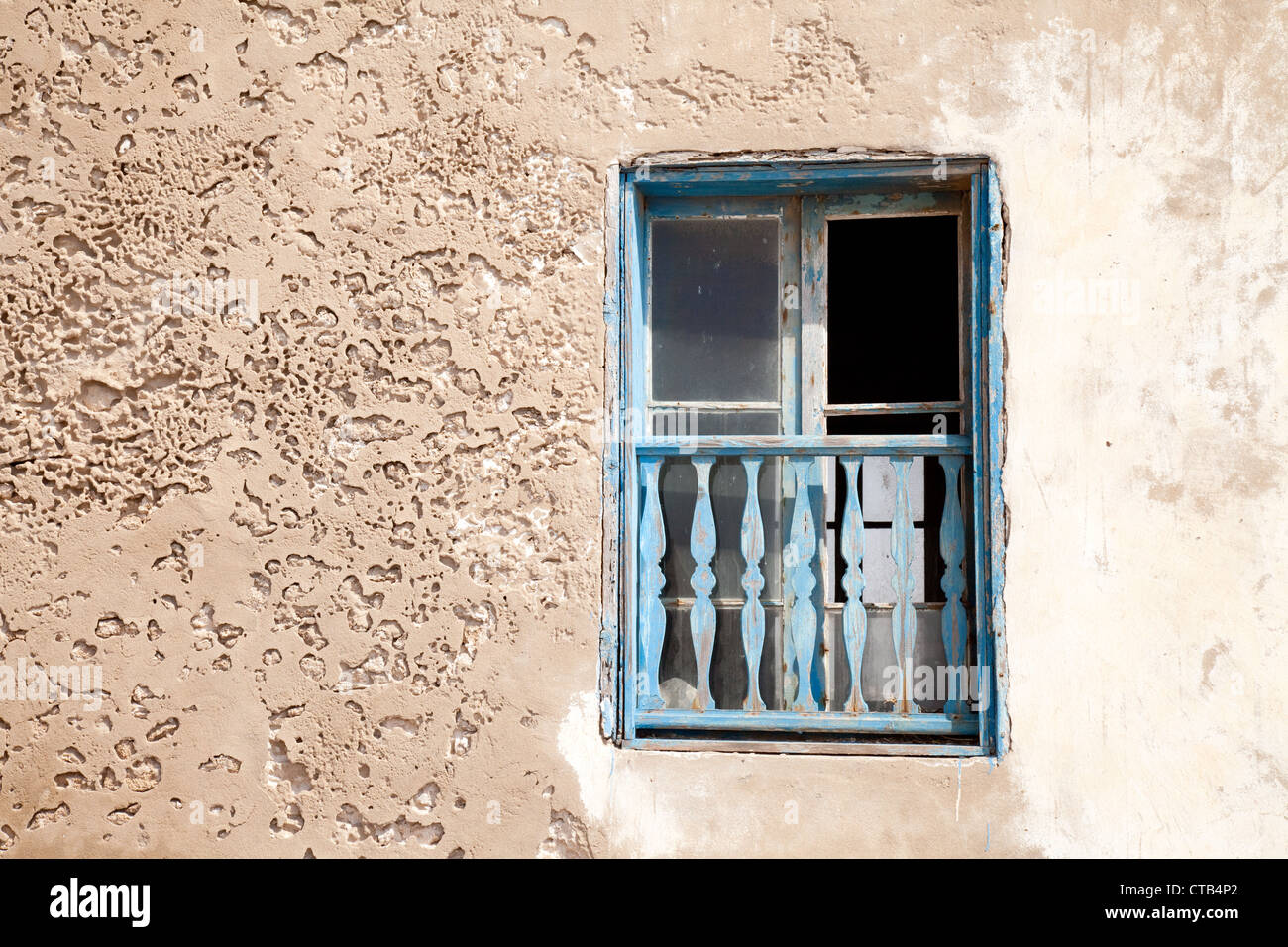 Traditional wood moroccan hi-res stock photography and images - Alamy