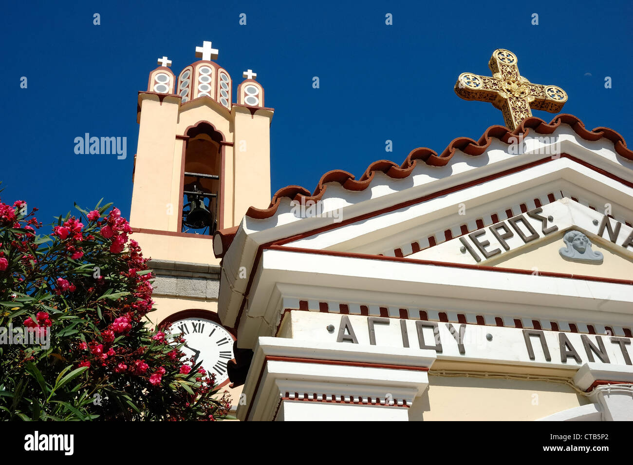 Front side of a church hi-res stock photography and images - Alamy