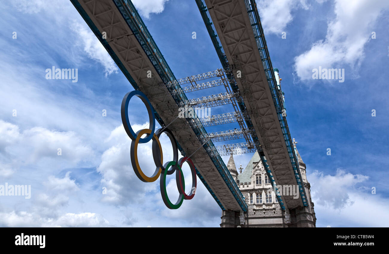 Olympic Rings on Tower Bridge Stock Photo - Alamy