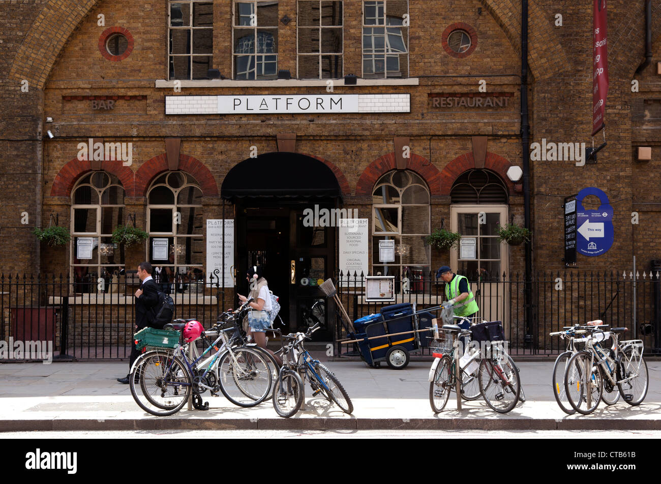 Platform Restaurant on Duke Street Hill, Southwark Stock Photo - Alamy