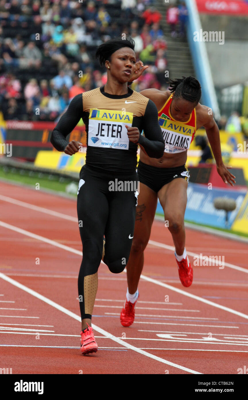 Carmelita JETER (USA) in the womens 100 metres at the AVIVA 2012 London ...