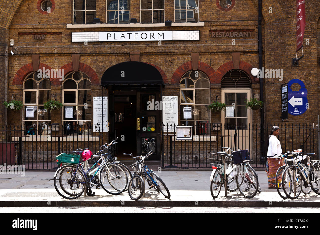 Platform Restaurant on Duke Street Hill, Southwark Stock Photo - Alamy