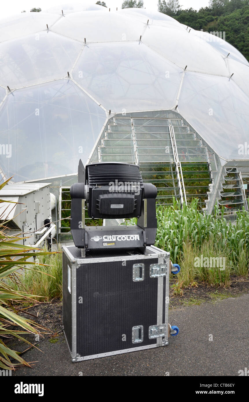 Even lighting hi-res stock photography and images - Alamy