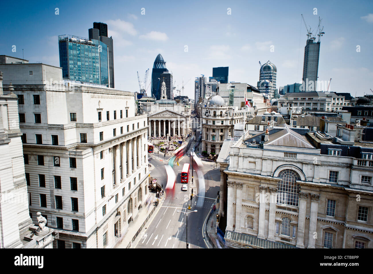 Royal exchange and threadneedle hi-res stock photography and images - Alamy