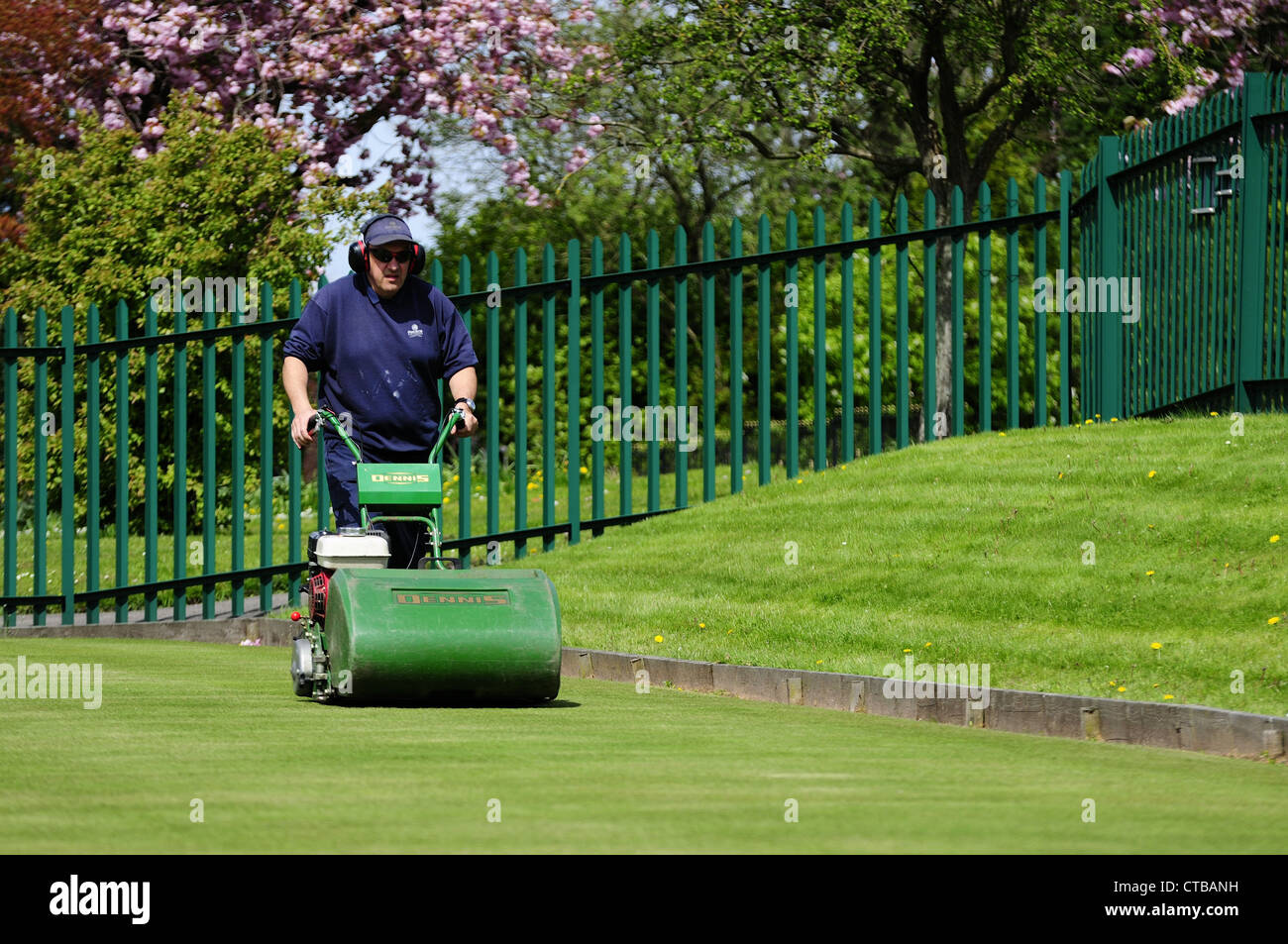 Council park worker hi-res stock photography and images - Alamy
