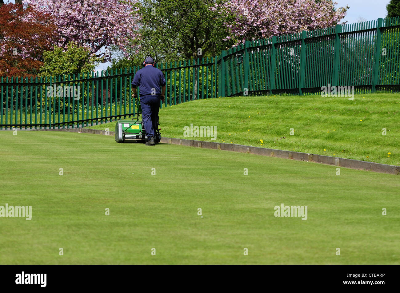 Council park worker hi-res stock photography and images - Alamy