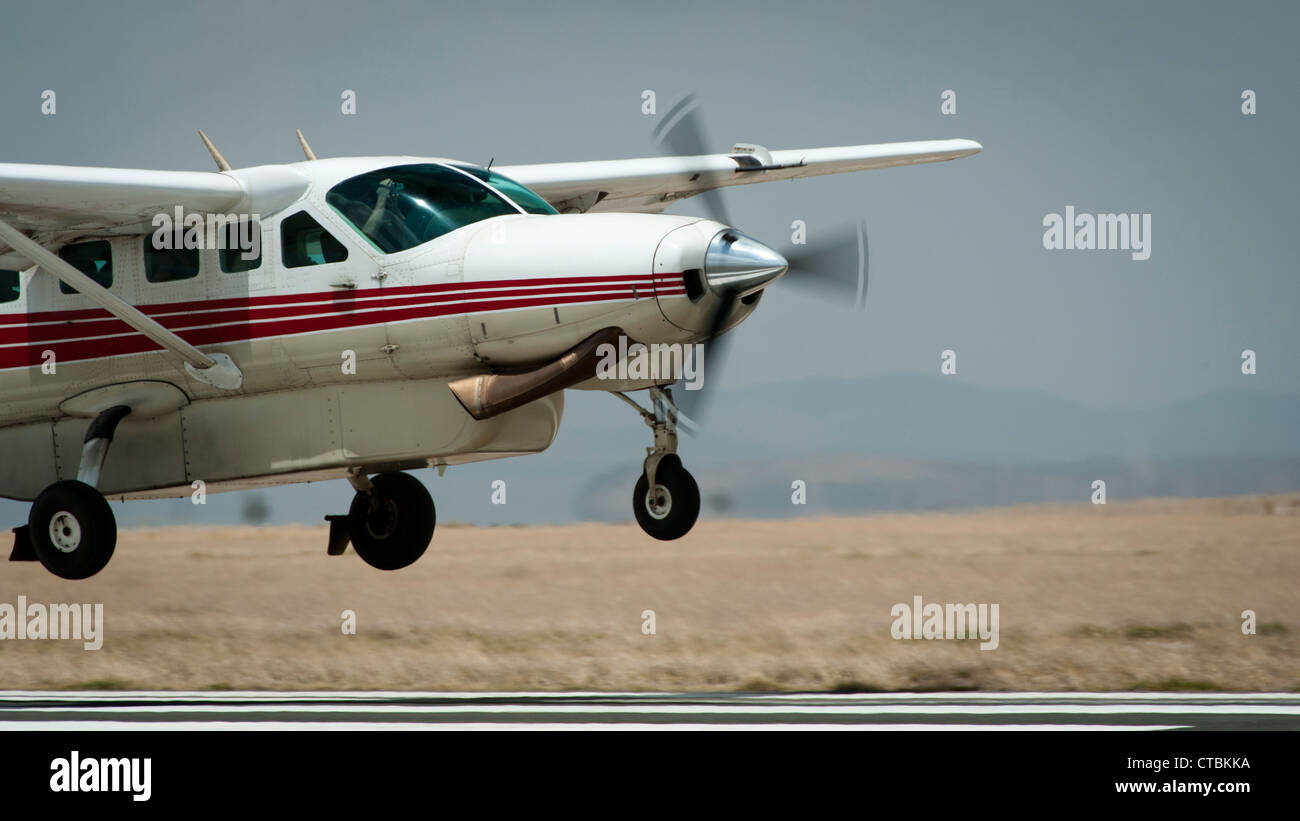 Light aircraft safari hi-res stock photography and images - Alamy