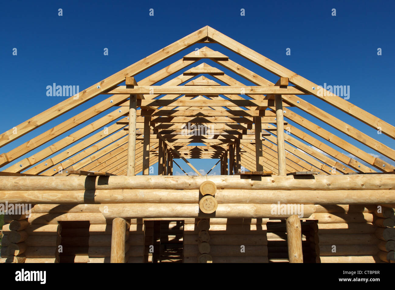 Structure of a wooden house under construction Stock Photo - Alamy