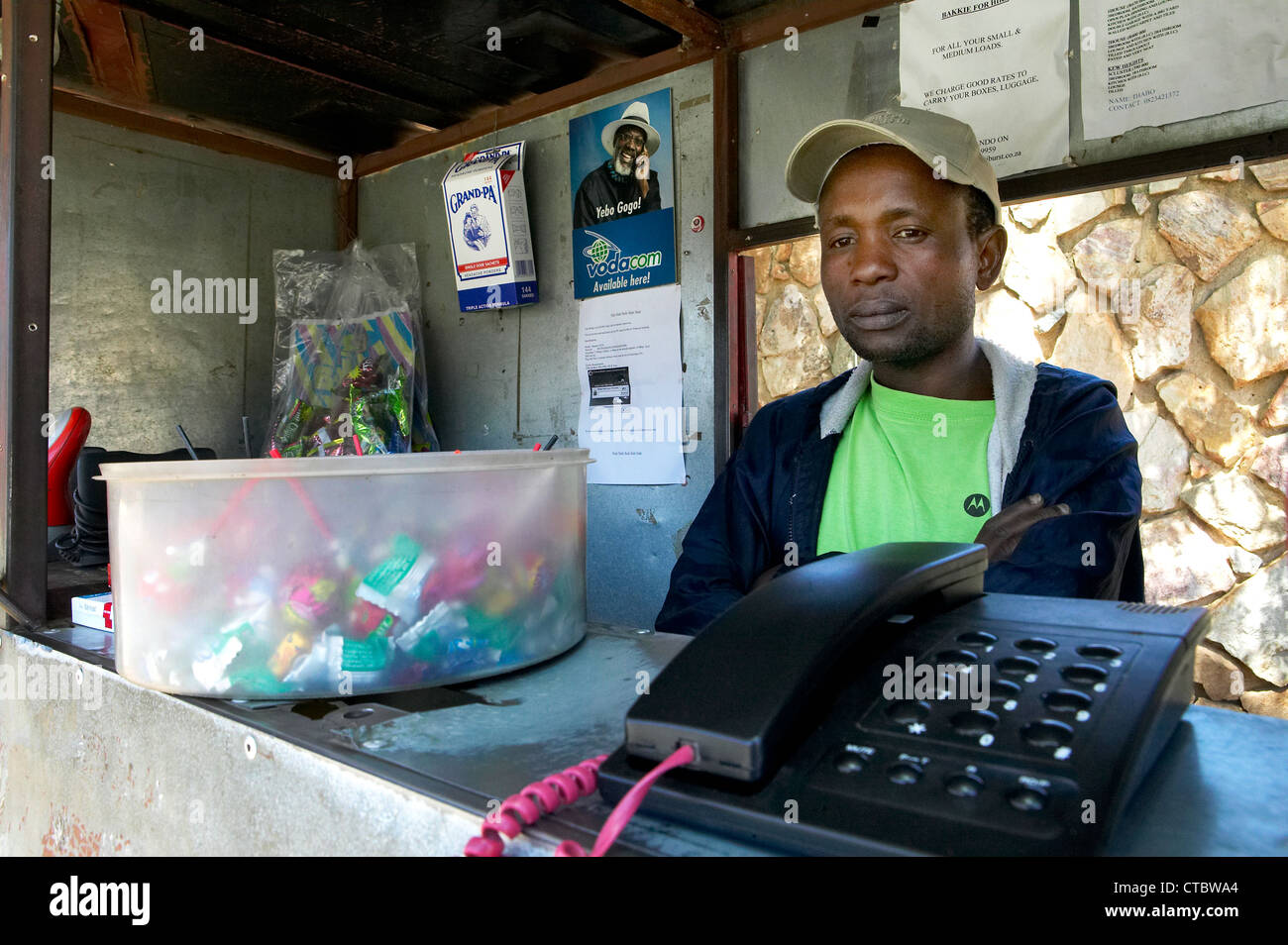 Spaza shops hi-res stock photography and images - Alamy