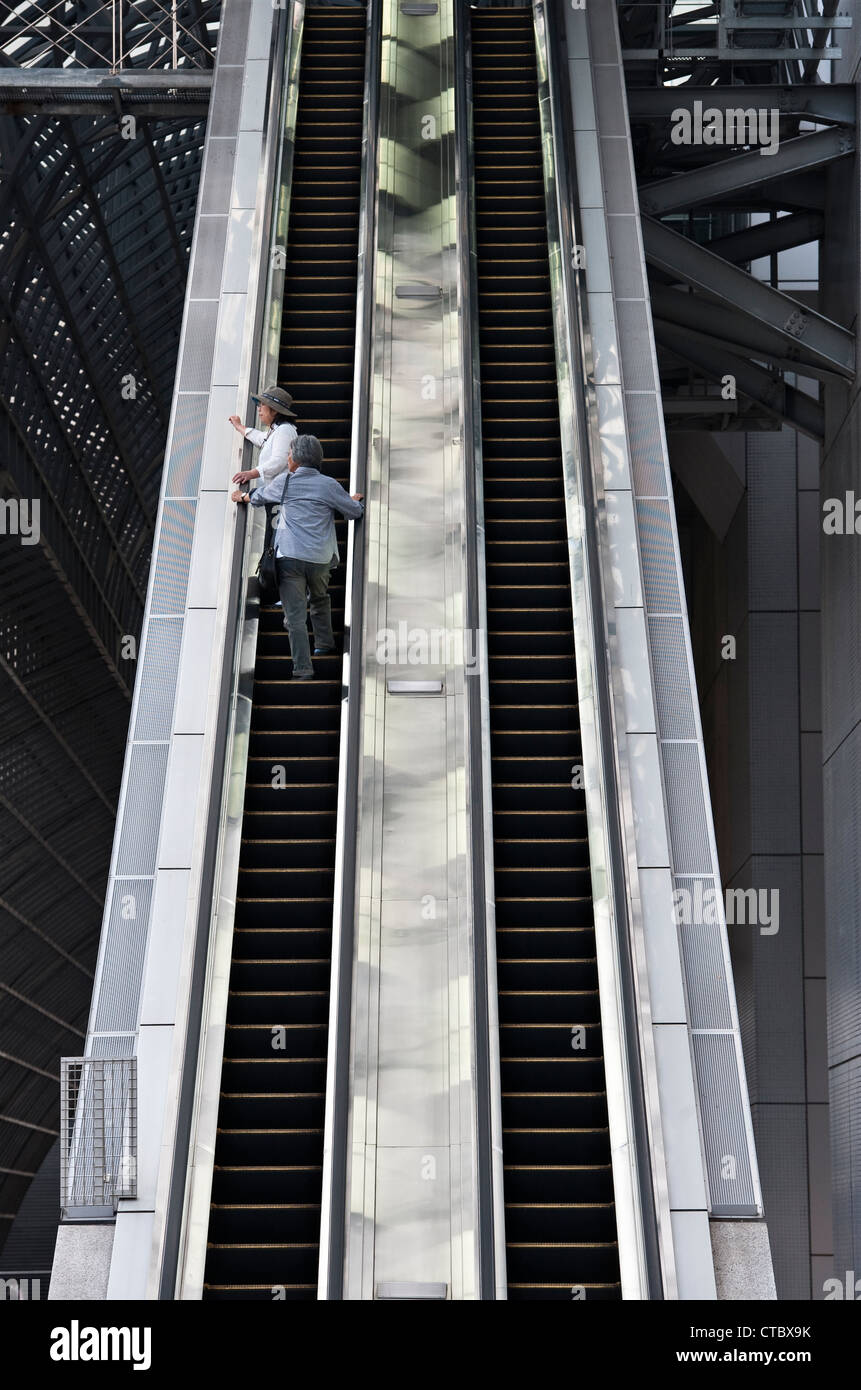 Escalator japan hi-res stock photography and images - Alamy
