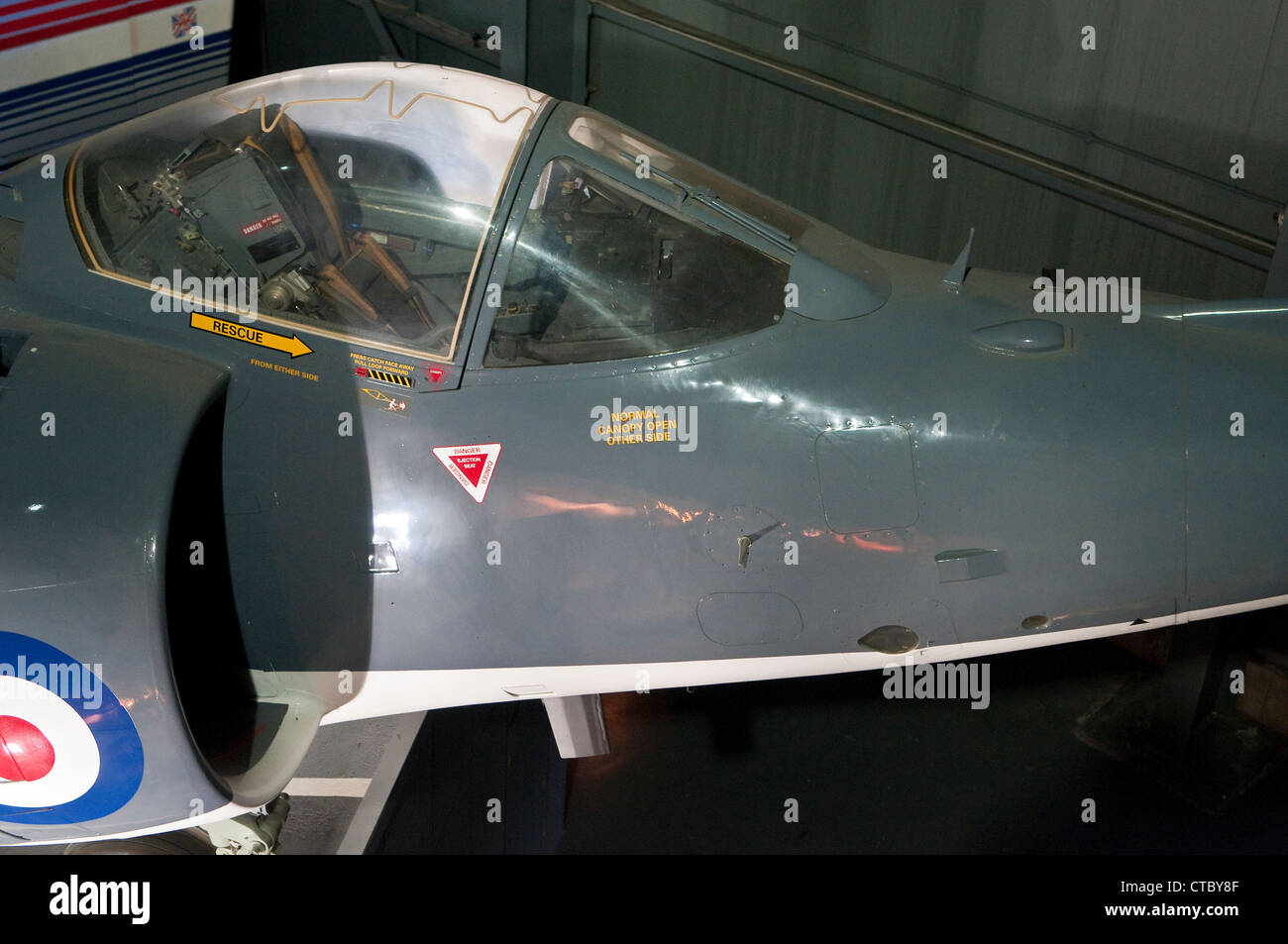 Harrier cockpit hi-res stock photography and images - Alamy