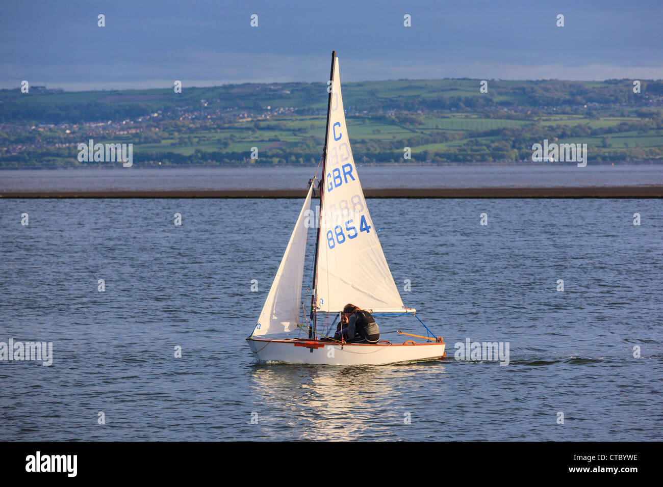 Dinghy sailing hi-res stock photography and images - Alamy