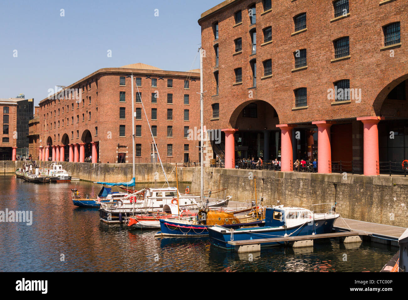 Cafe albert hi-res stock photography and images - Alamy