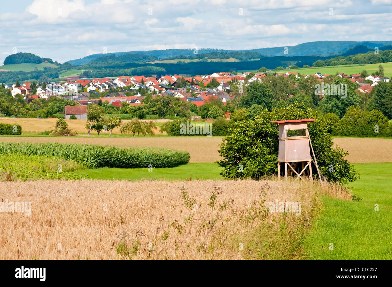 Hunting village hi-res stock photography and images - Alamy