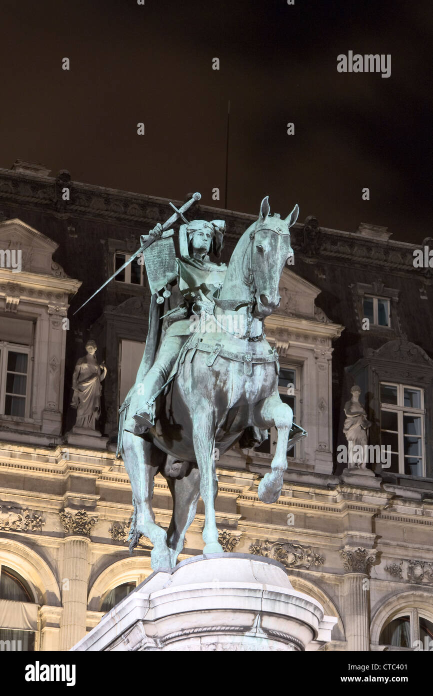 Etienne Marcel monument, Paris Stock Photo - Alamy