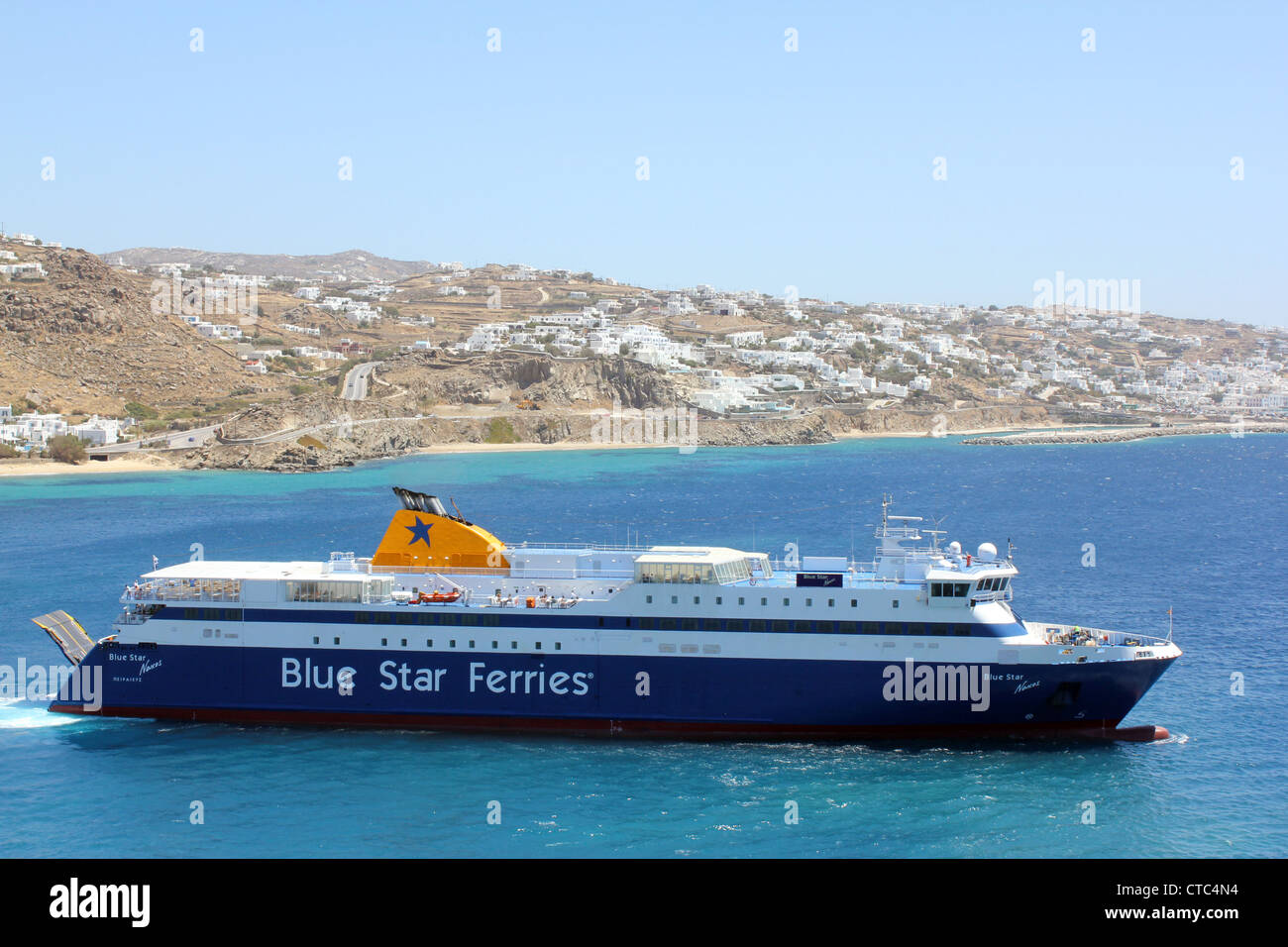 Blue Star Ferries, Blue Star Ferry Stock Photo - Alamy